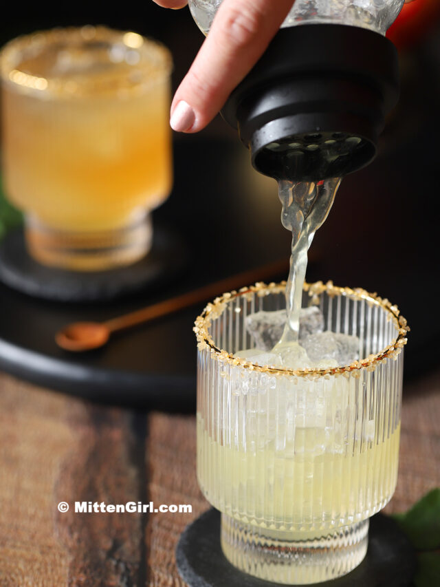 Easy Citrus Apple Mocktail for Fall (Non Alcoholic) - Homemade Happy Hour