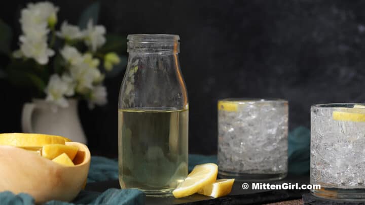 Homemade Lemon Simple Syrup Recipe - Homemade Happy Hour