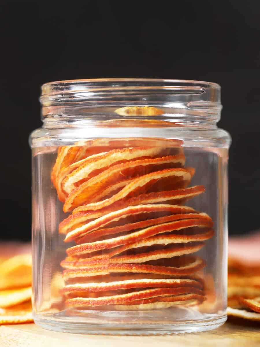 How to Make Dehydrated Orange Slices in the Oven - Homemade Happy Hour