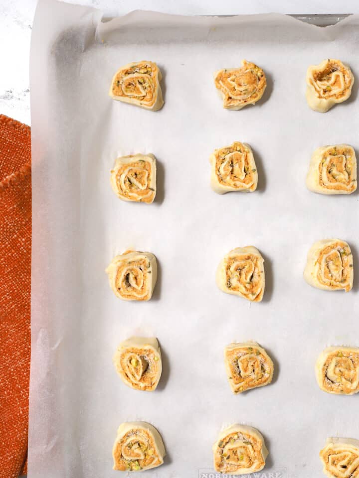 Savory Ricotta and Pumpkin Pinwheels (Holiday Appetizer) - Homemade ...