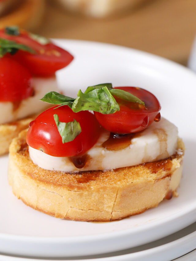 Easy Caprese Crostini Appetizer - Homemade Happy Hour