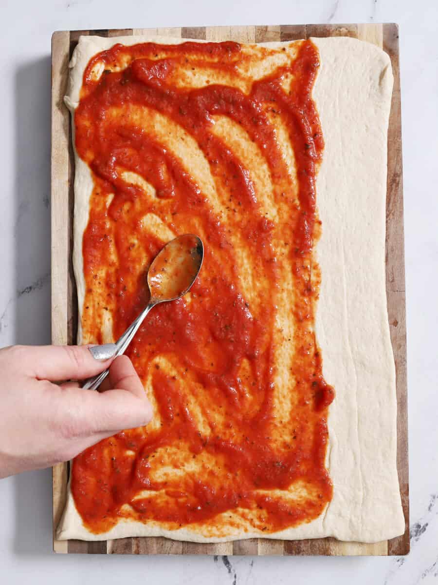 Pepperoni Pizza Pinwheels Recipe (Super Easy!) - Homemade Happy Hour