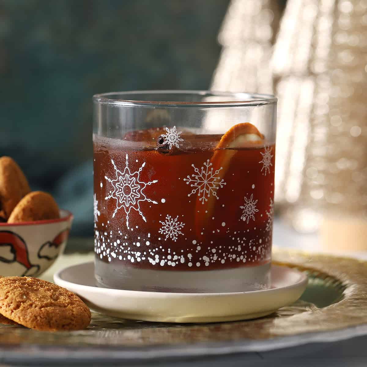 Gingerbread Old Fashioned Cocktail - Homemade Happy Hour
