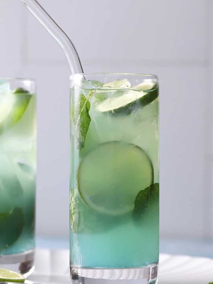 Blue Mojito Cocktail (Blue Curaçao Mojito) - Homemade Happy Hour