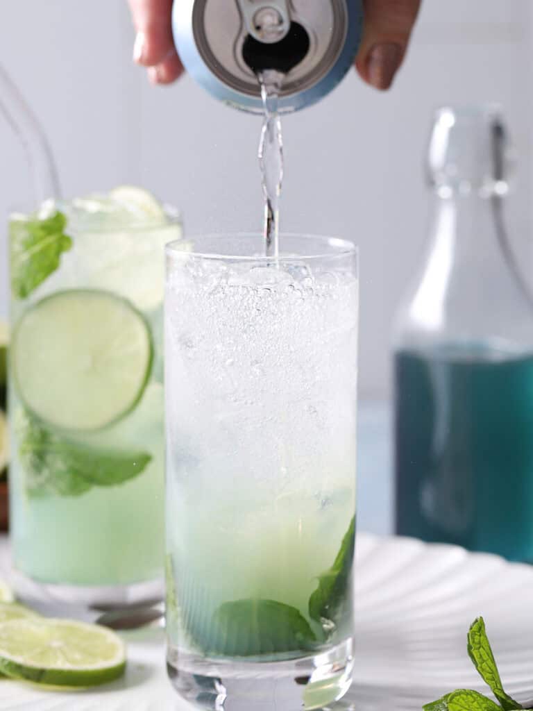 Blue Mojito Cocktail (Blue Curaçao Mojito) - Homemade Happy Hour